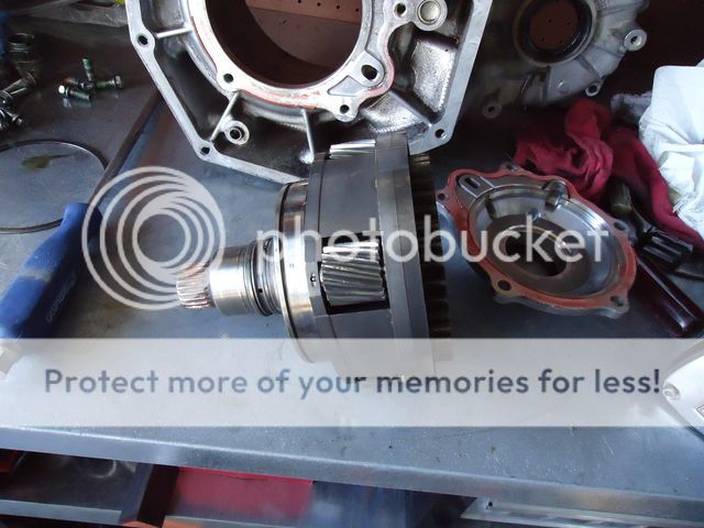 Inside the '05+ Tacoma T case | Tacoma World