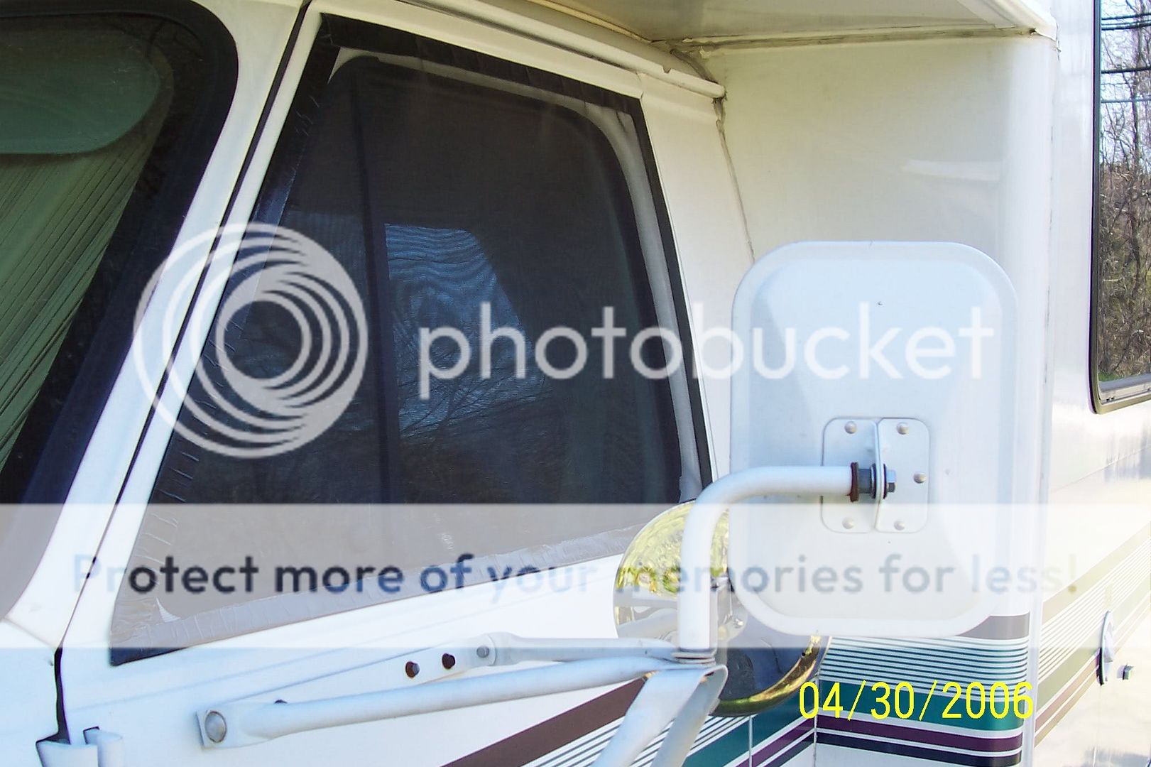 RV.Net Open Roads Forum: Class C Motorhomes: Screens for cab windows?